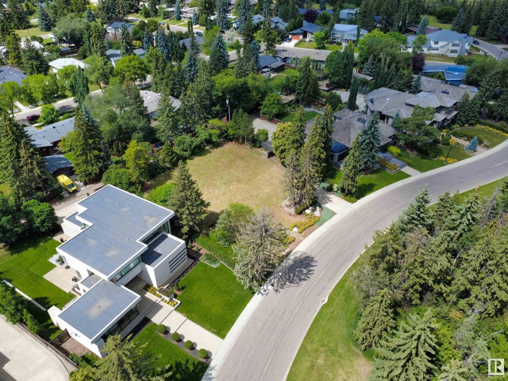 9716 Riverside Drive, Edmonton Property Listing: MLS® #E4449024