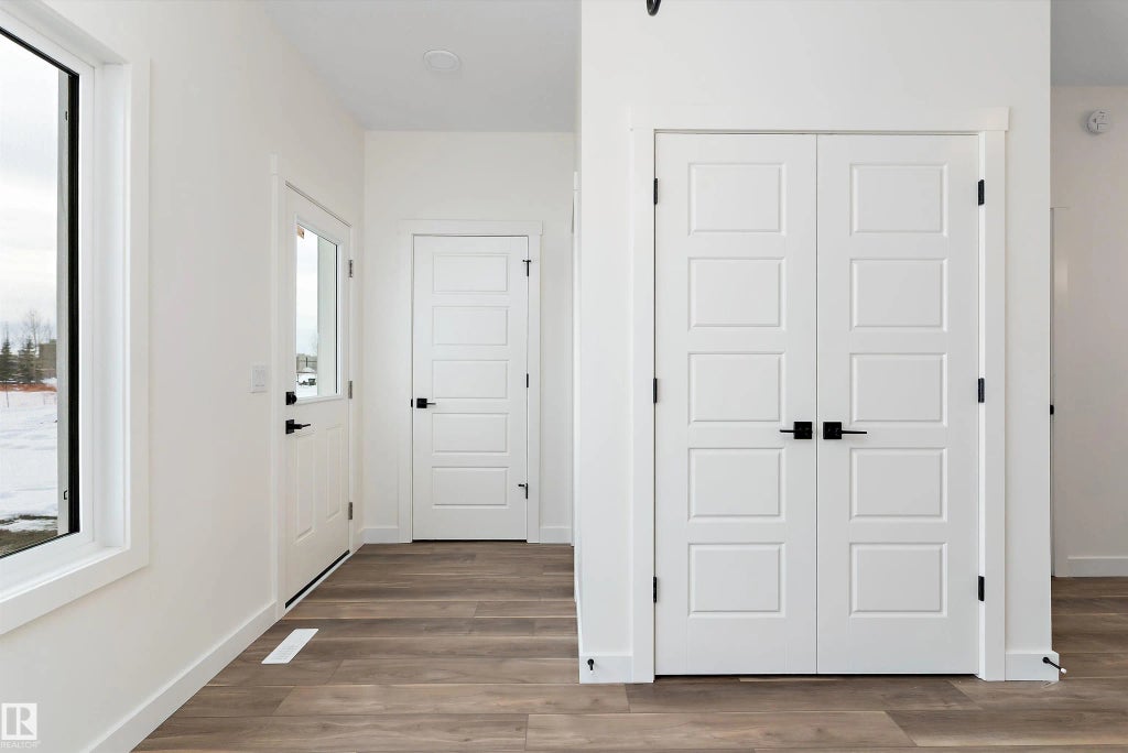 1062 Mcleod Avenue, Spruce Grove Property Listing: MLS® #E4470596