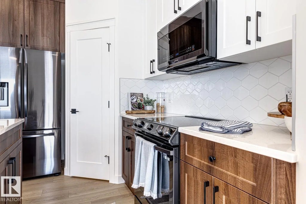 301 Juniper Cove, Leduc Property Listing: MLS® #E4469008