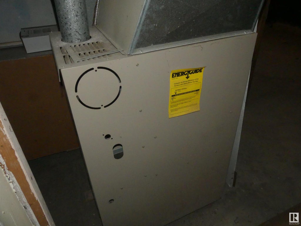 MLS® E4409547 10894 98 Street, Edmonton Single Family Home For Sale ...