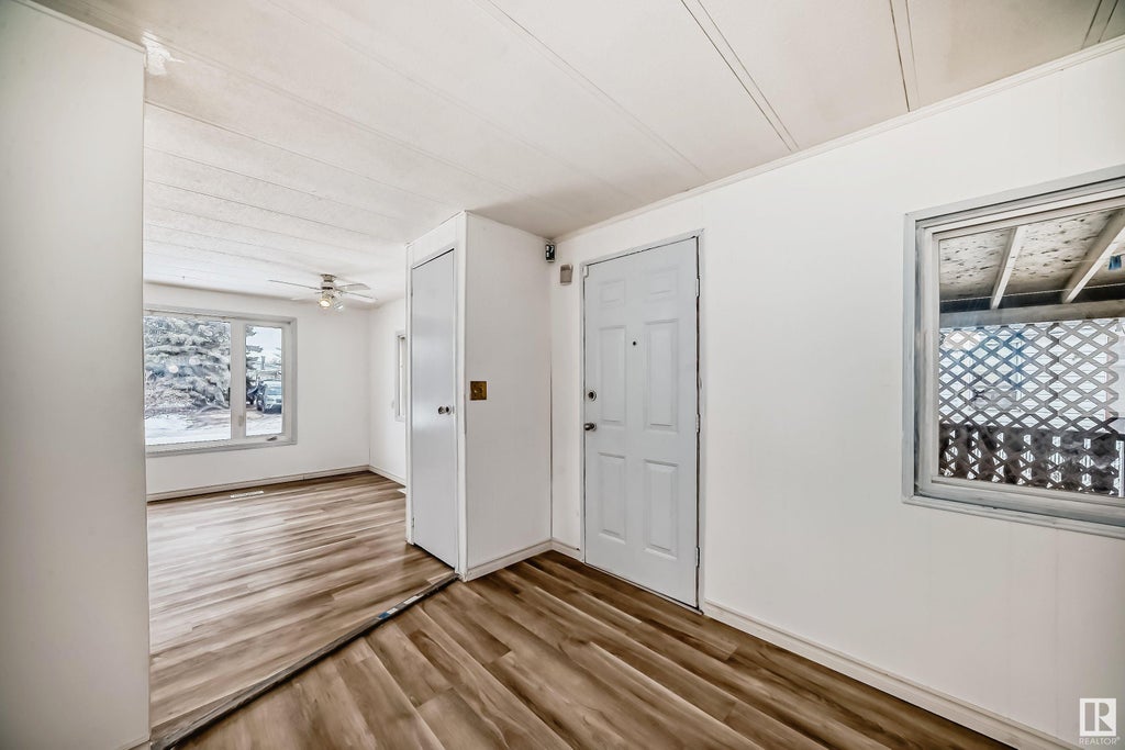 35 Rim Road Nw, Edmonton Property Listing: MLS® #E4419704