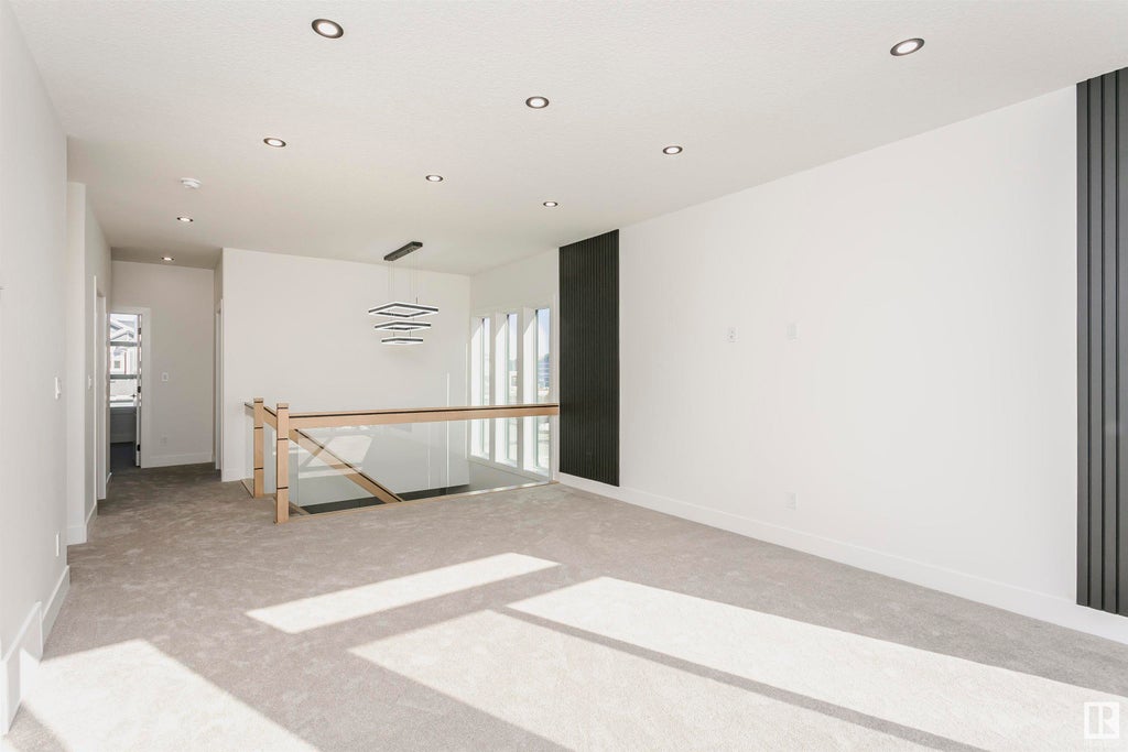 4690 Chegwin Wynd Sw, Edmonton Property Listing: MLS® #E4425770