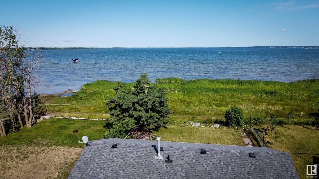 5036 50 Avenue, Rural Lac Ste. Anne County Property Listing: MLS® #E4429208