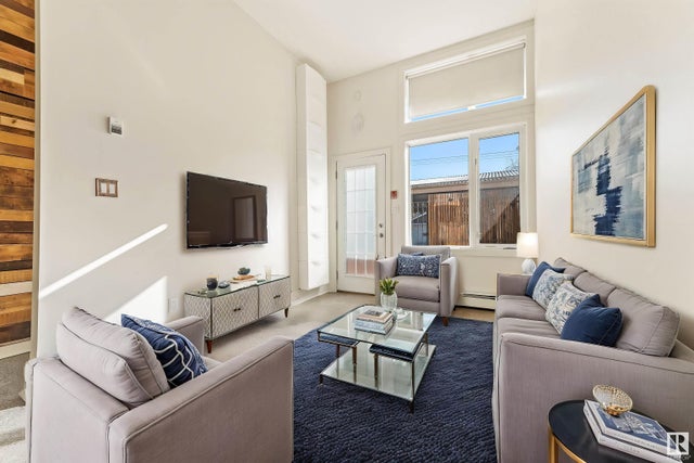 Westmount Houses for Sale in Edmonton | Liv Real Estate