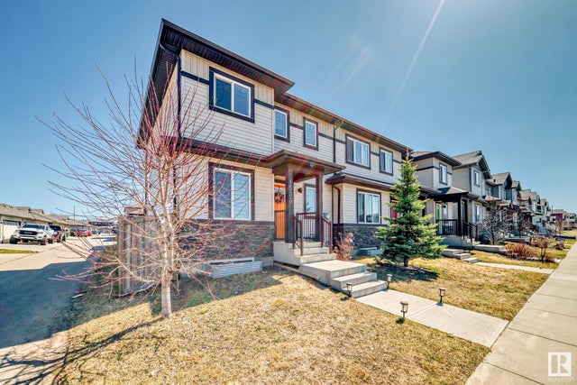 Laurel Homes For Sale, Edmonton | View Listings