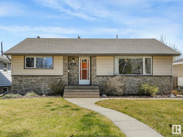 Holyrood Edmonton homes for sale