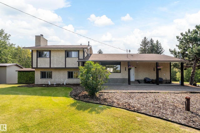 Strathcona County Acreages | Located Outside Sherwood Park