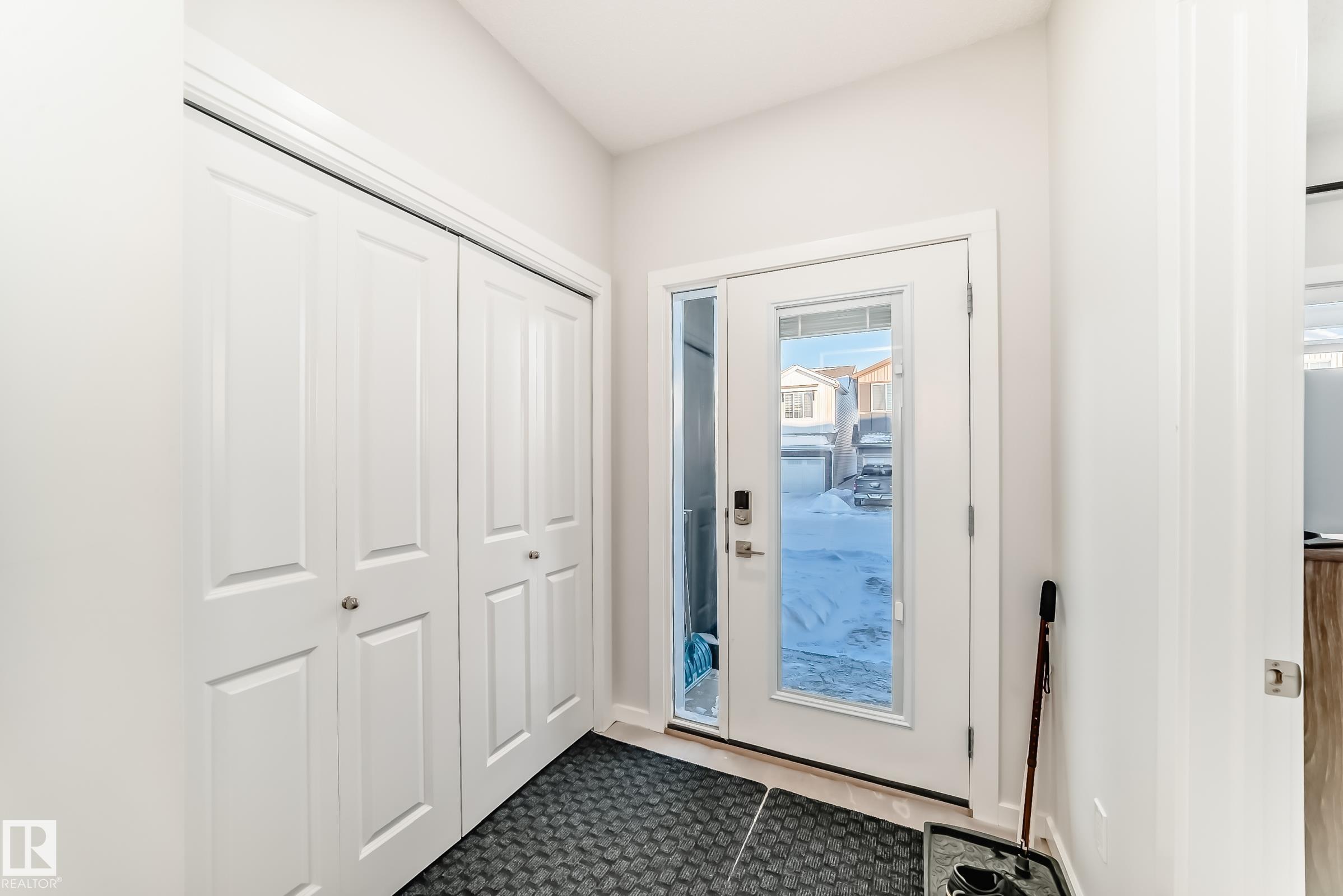 332 29 Street Southwest, Edmonton Property Listing: MLS® #E4468515