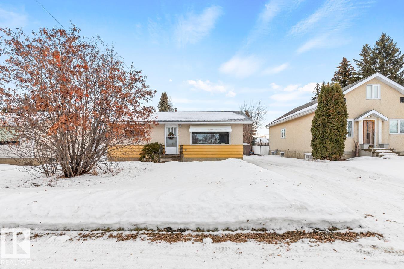 5713 55 Street, Vegreville Property Listing: MLS® #E4470050