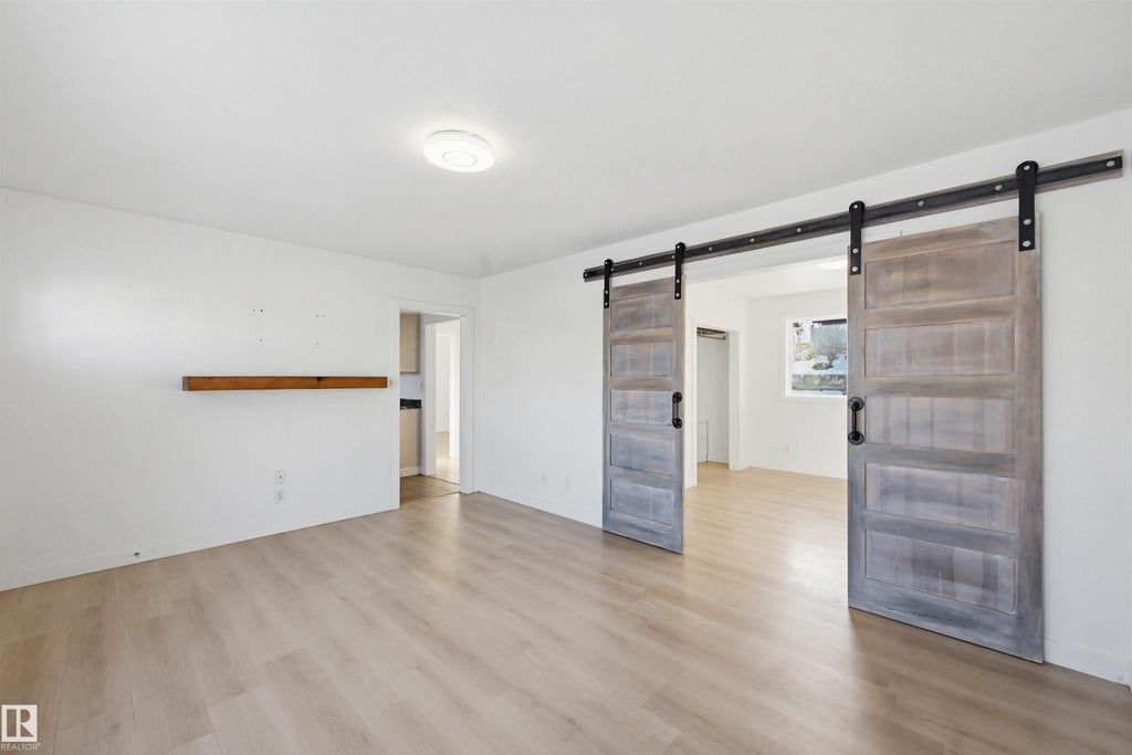 18 Mount Royal Drive, St. Albert Property Listing: MLS® #E4470912