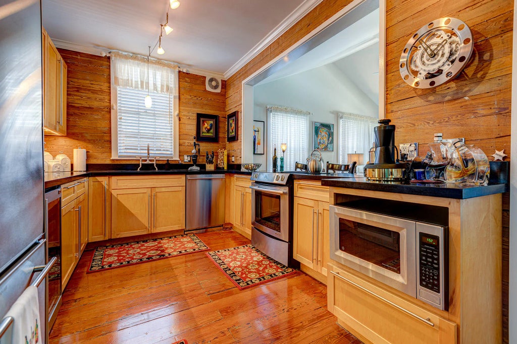 1116 Elgin Lane, KEY WEST Property Listing: MLS® #618303