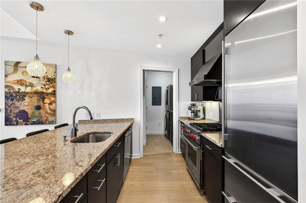 Terminus Unit 2407 - 3325 Piedmont Road Ne | $542500