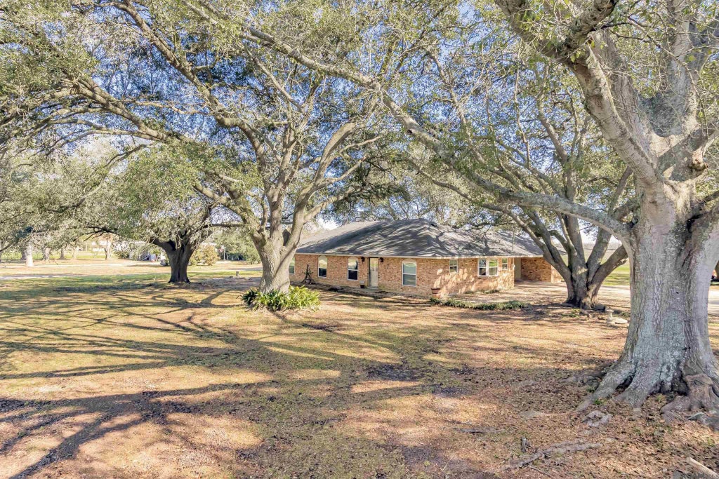 4216 Higdon Ln, Port Allen Property Listing: MLS® #2026001723