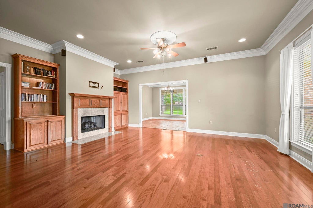 10757 Oakley Trace, Baton Rouge Property Listing: MLS® #2025015733