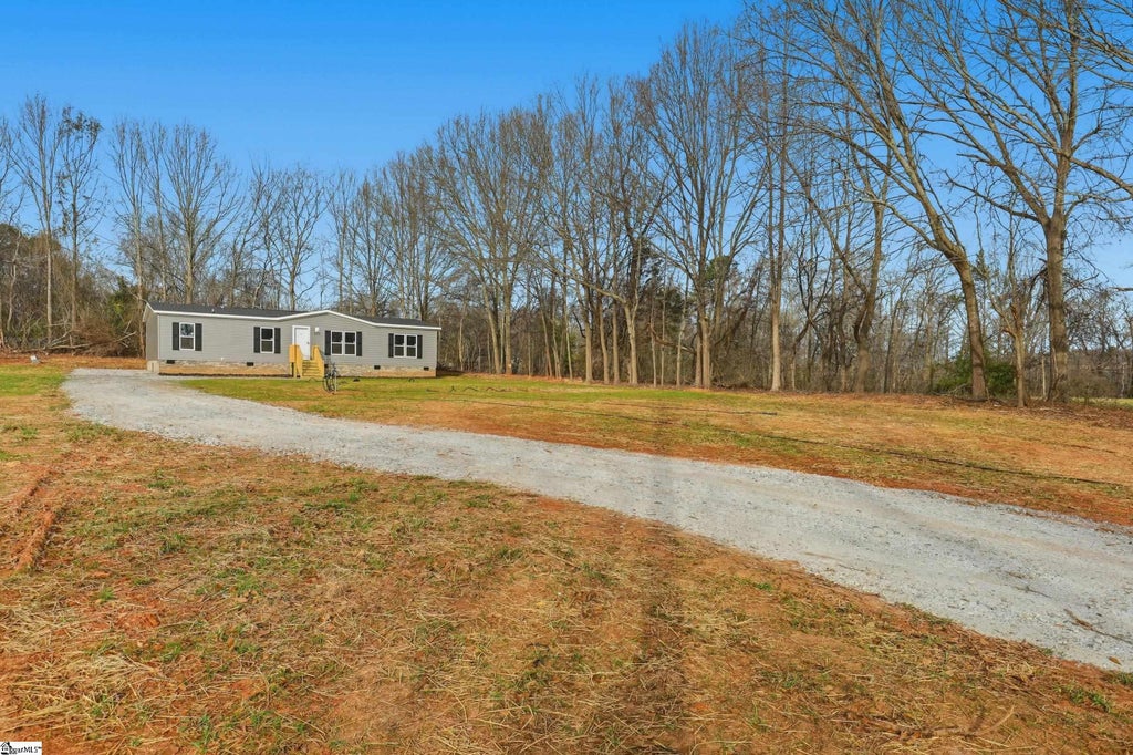 1212 Fairview Church Road, Spartanburg Property Listing: MLS® #1578794