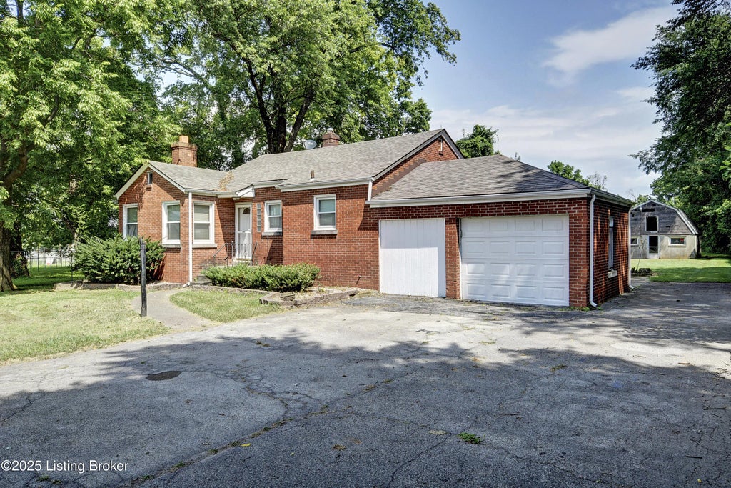4607 Bardstown Rd Louisville, KY 40218 | MLS# 1693905