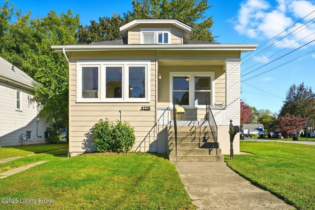 1225 Manitau Ave Louisville, KY 40215 | MLS# 1701945