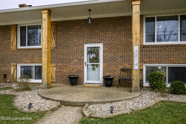 3814 Iron Horse Way Louisville, KY 40272 | MLS# 1706701