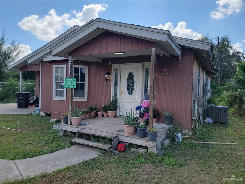 323 San Angelo Drive, Alamo Property Listing: MLS® #486154