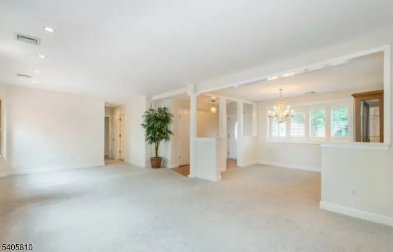 9 Forest Ter, Wayne Twp., NJ 07470-4308 is a 2 Bedroom Res/SF/Condo ...