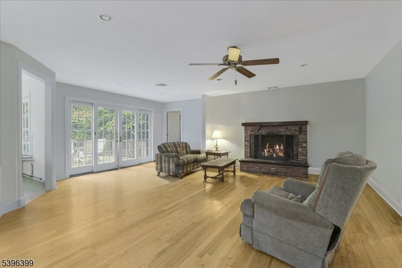 240 Ottowa Ln, Franklin Lakes Boro, NJ 07417-2123 is a 6 Bedroom ...