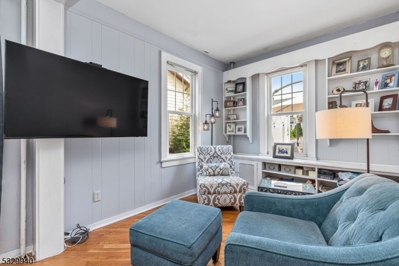 10 Broad St, Cranford Twp., NJ 07016-3003 is a 3 Bedroom Resident Home ...