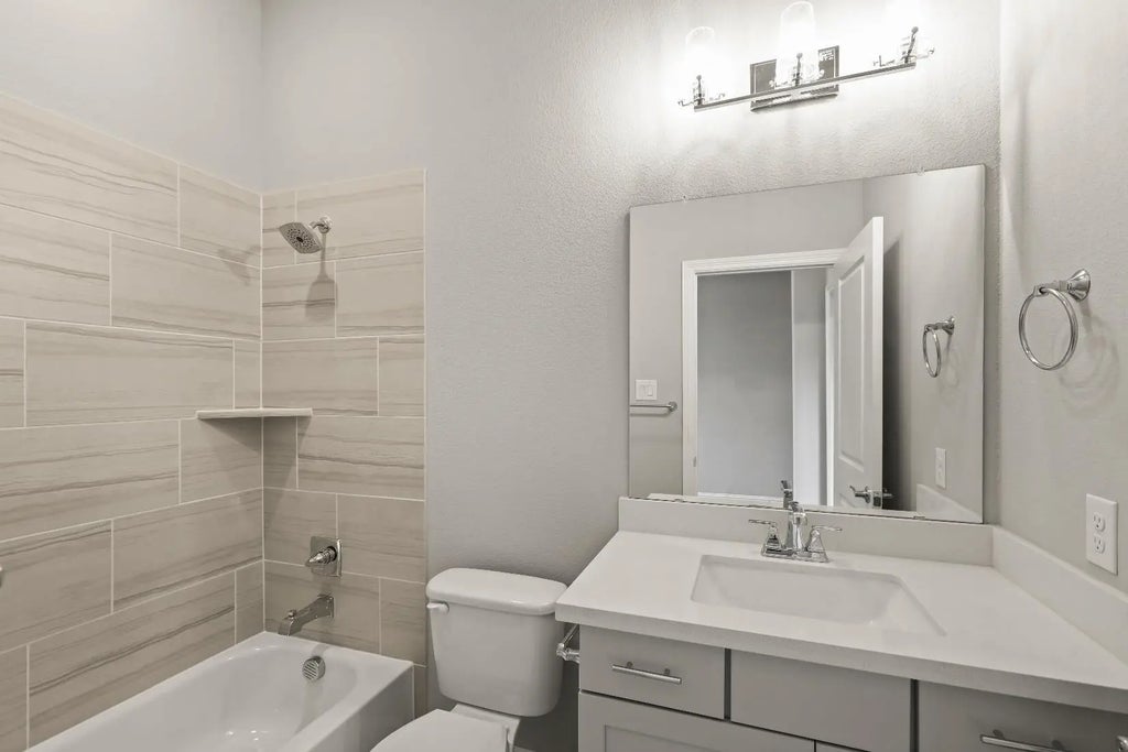 22218 Junction Peak Drive, Porter Property Listing: MLS® #70164461 ...