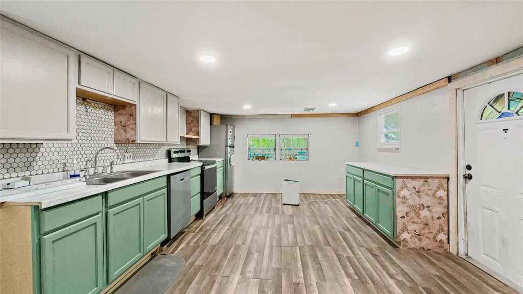 479 S Settlers Way, Trinity Property Listing: MLS® #96578662