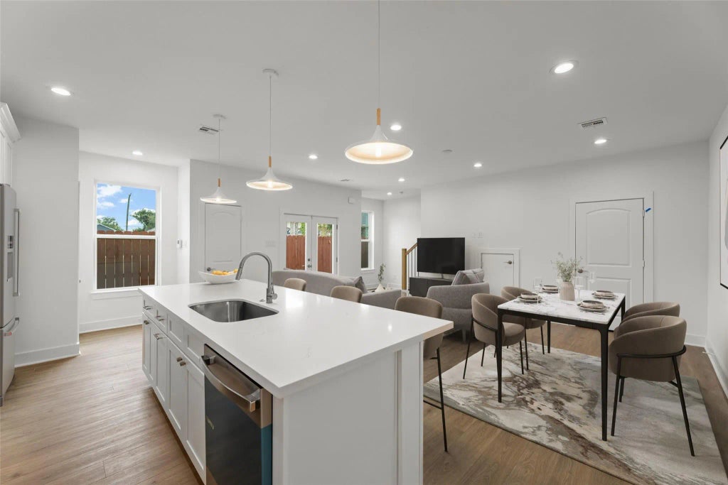 Williams Walk | 1477 Ferguson Way | $469000