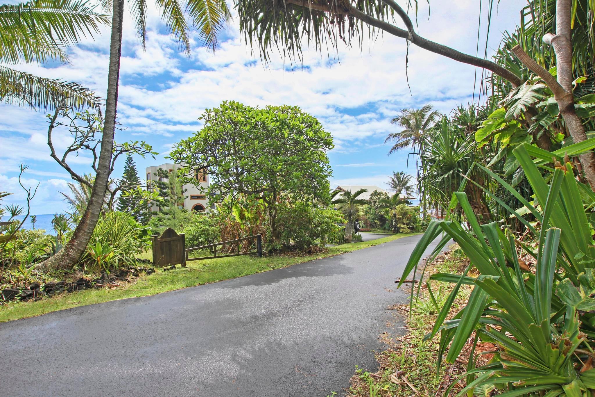 Kehena Beach Estates in KEHENA BEACH ESTATES | MLS® 714787 For Sale ...