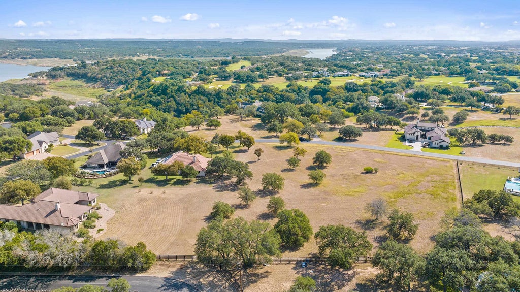 27419 Waterfall Hill Pkwy, Spicewood Property Listing: MLS® #176017