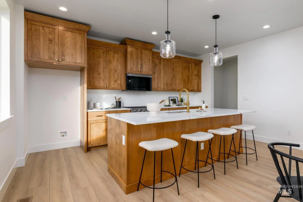 1865 W Blue Lightning St, Middleton Property Listing: MLS® #98971411