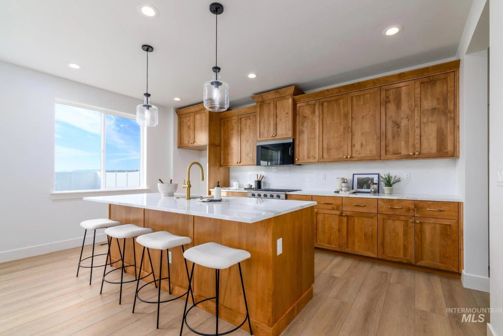 1865 W Blue Lightning St, Middleton Property Listing: MLS® #98971411