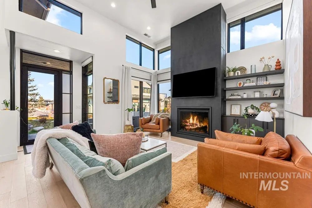 2142 E Granite Cove Ln, Eagle, ID 83616 MLS# 98971842 | We Know Boise