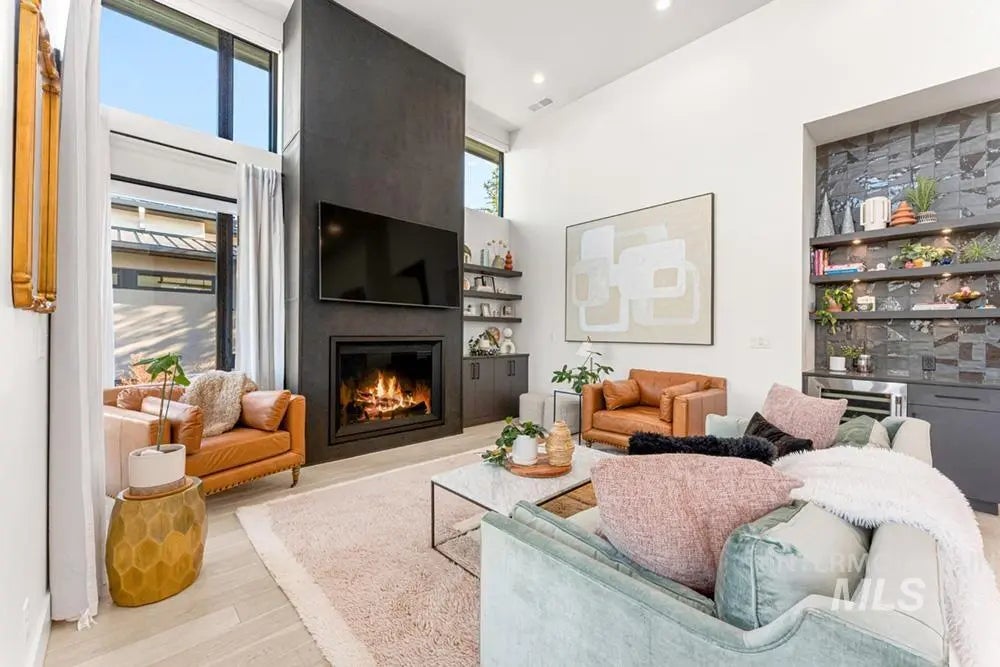 2142 E Granite Cove Ln, Eagle, ID 83616 MLS# 98971842 | We Know Boise