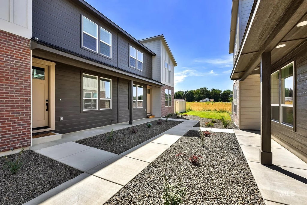 2906 Nieve Lane, Caldwell, ID 83605 MLS# 98972907 | We Know Boise