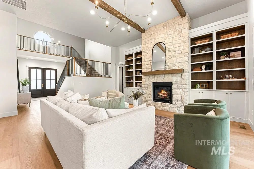 820 N Creekwater Ave #lot 8/5, Eagle Property Listing: MLS® #98971834