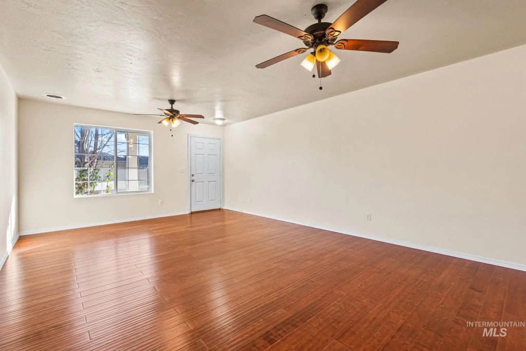 4523 Duke Street, Caldwell Property Listing: MLS® #98971326