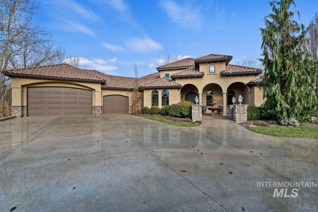 448 E Riversedge Ln, Eagle Property Listing: MLS® #98971361