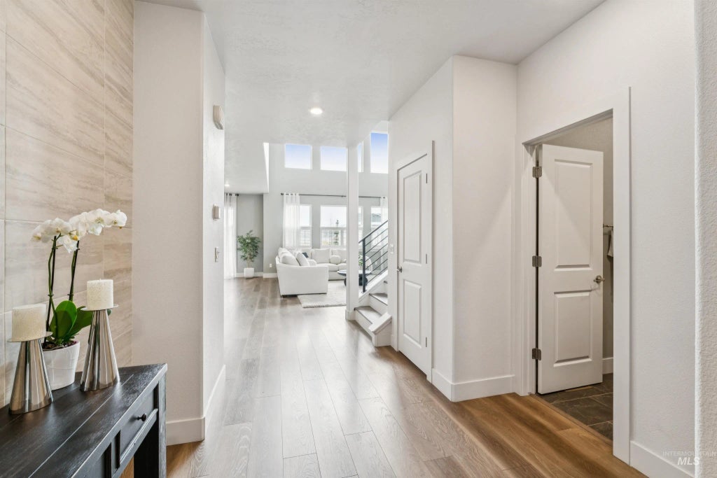 305 E Cusick Street, Meridian, ID 83642 MLS# 98970420 | We Know Boise