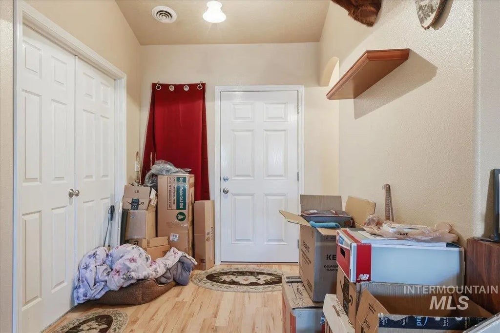 1884 N Black Fire Ave, Star Property Listing: MLS® #98971357