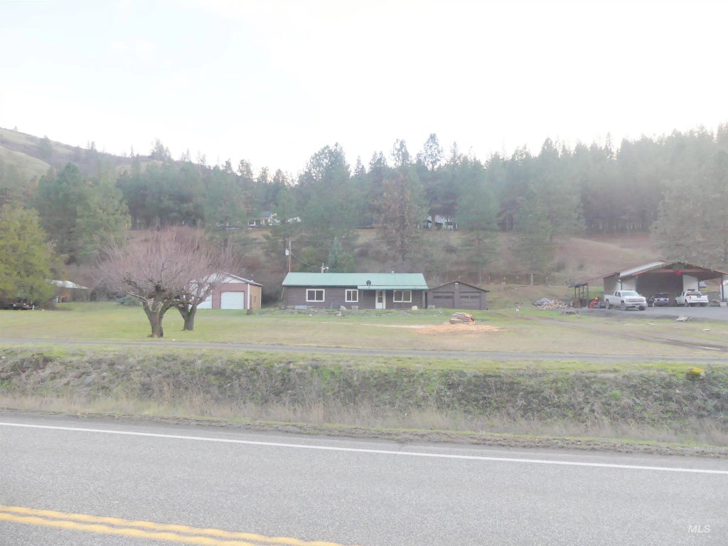 31388 Paradise Lane, Lenore Property Listing: MLS® #98971354