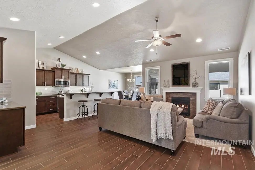 431 Loan Oak St. #lot 6 Block 2, Middleton, ID 83644 MLS# 98971376 | We ...