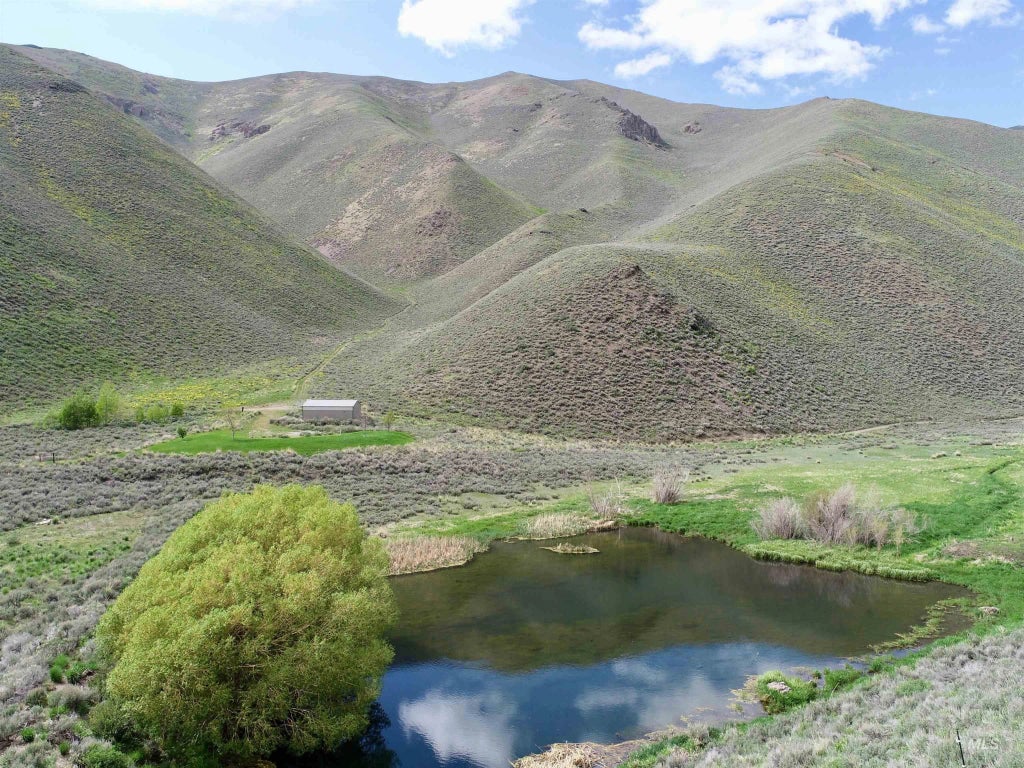 Farms & Ranches for Sale in Boise - Idaho Farm & Ranch Real Estate