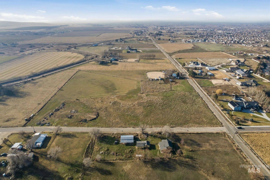 603 E King Rd, Kuna Property Listing: MLS® #98971991