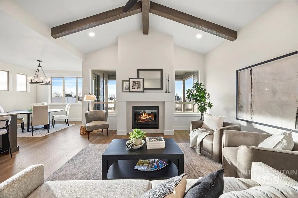 3315 E Englehart Dr., Meridian Property Listing: MLS® #98971573