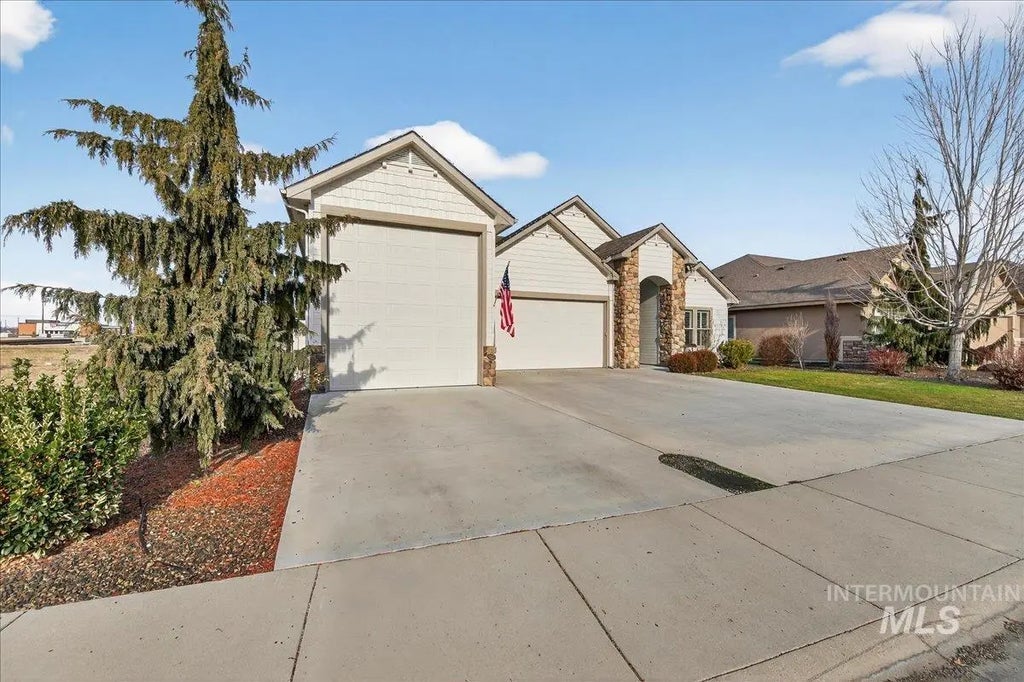 11808 W Carlisle Bay Drive, Star, ID 83669 MLS# 98971708 | We Know Boise