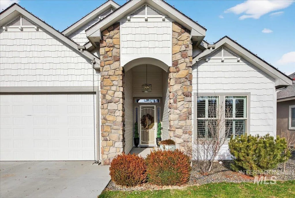 11808 W Carlisle Bay Drive, Star, ID 83669 MLS# 98971708 | We Know Boise