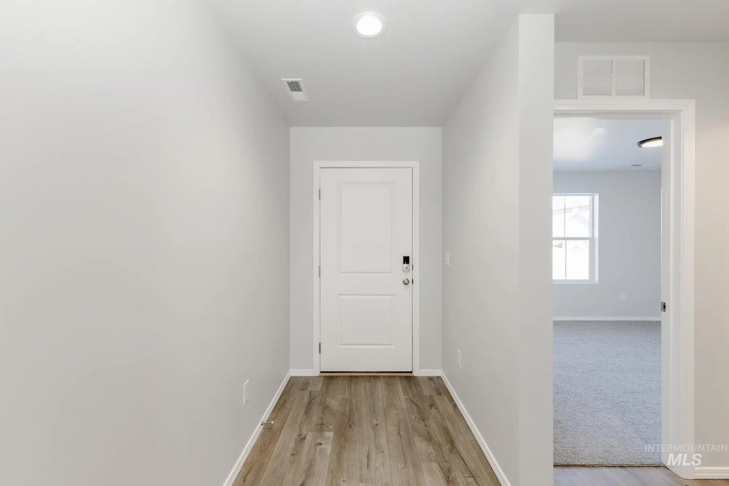 9053 W Violet St, Nampa Property Listing: MLS® #98968154