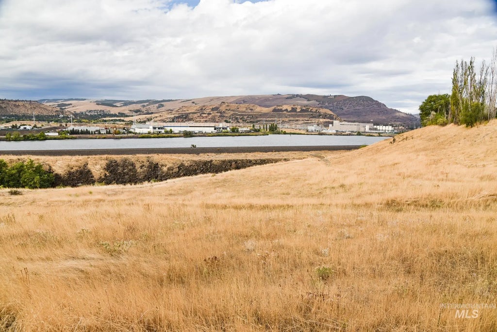 Farms & Ranches for Sale in Boise - Idaho Farm & Ranch Real Estate